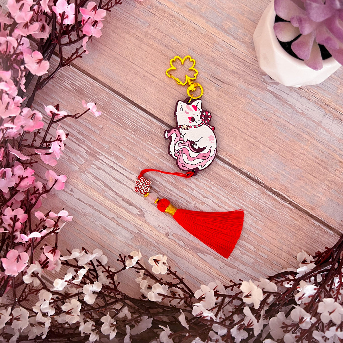 Hanami Cat | Wooden Charm Keychain | Souls of Nature – Quirkory